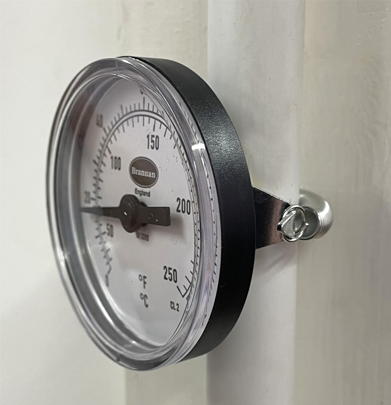 Clip on pipework thermometer with range 0 to 120 C&F | Brannan